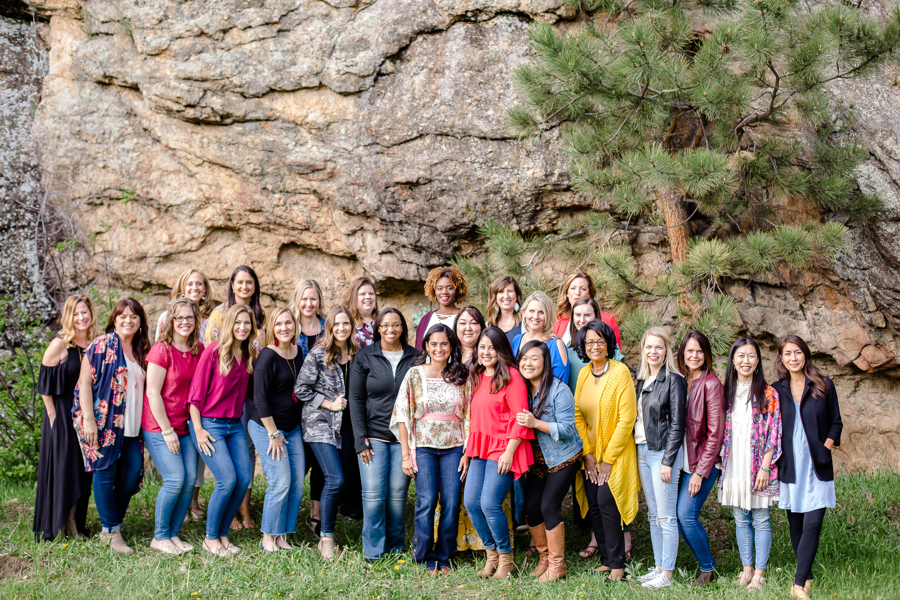 Meet the (in)courage Contributors – (in)courage